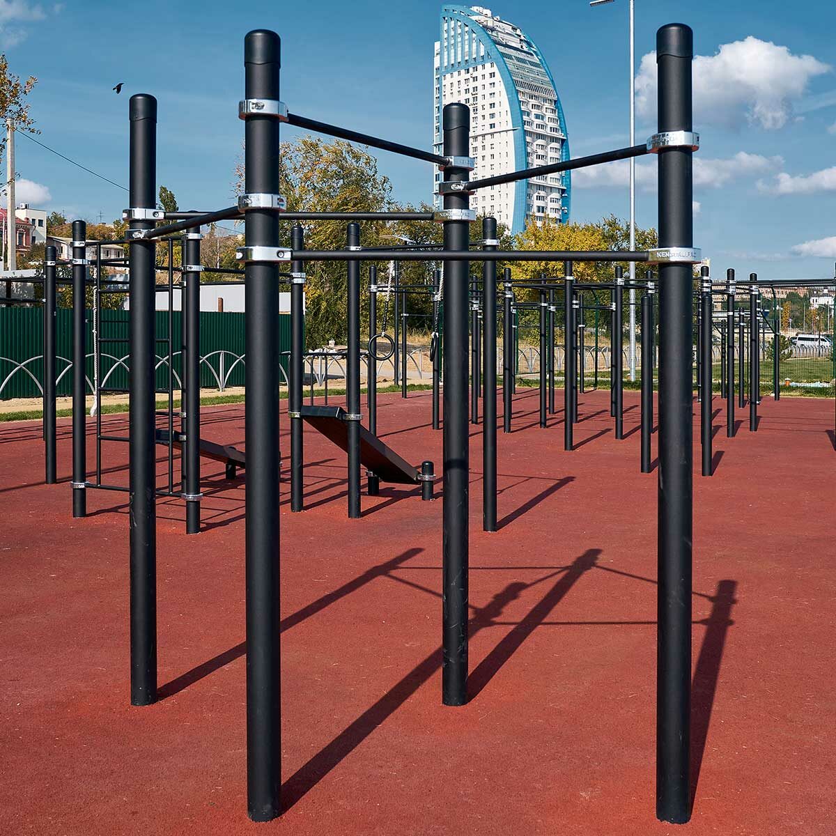 Reckstangen doppeltes Dreieck - Calisthenics Station mit 5 Reck